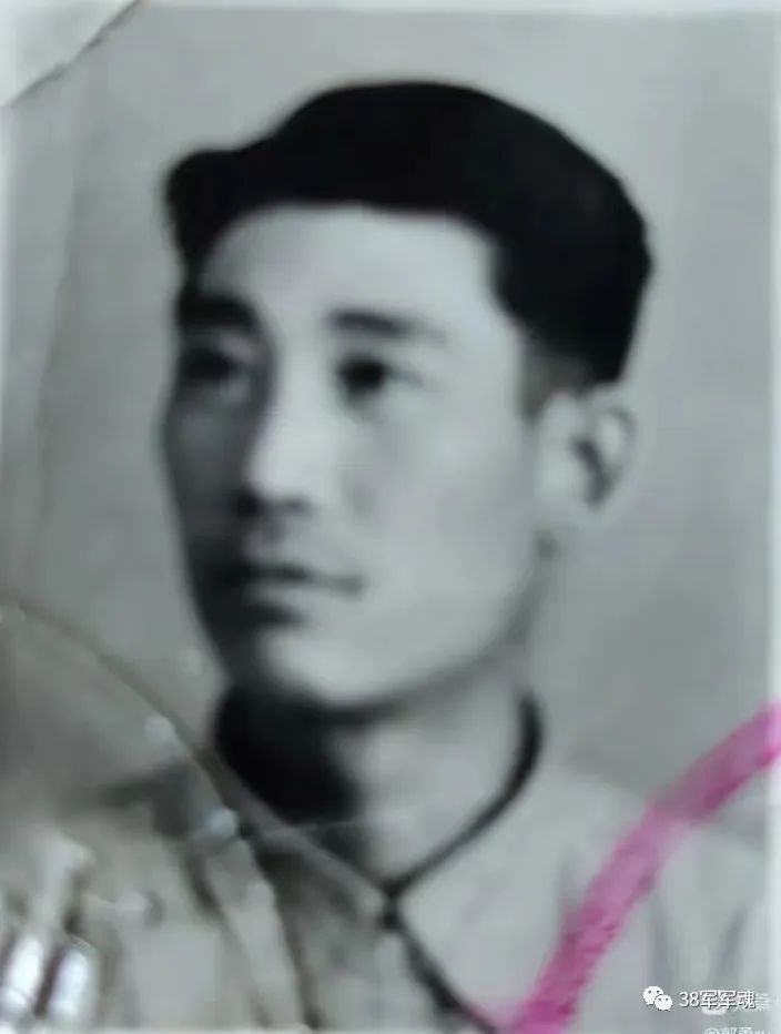The military career of father Guo Qi - iNEWS