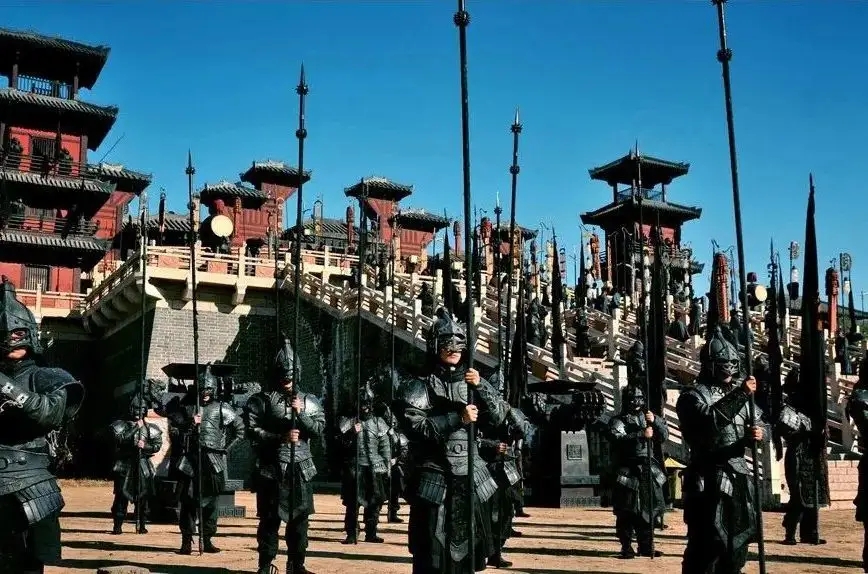 At the corner of history, see Li Siyuan outside the painting arena - iNEWS