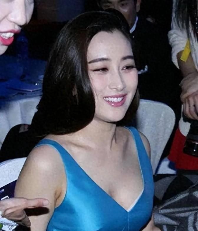 How sexy is Ma Su's figure! - iNEWS