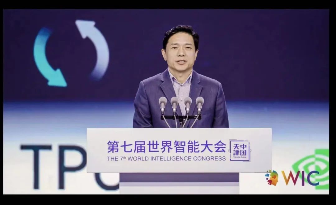 Li Yanhong's first talk on "AI Unemployment Theory": History has rules ...