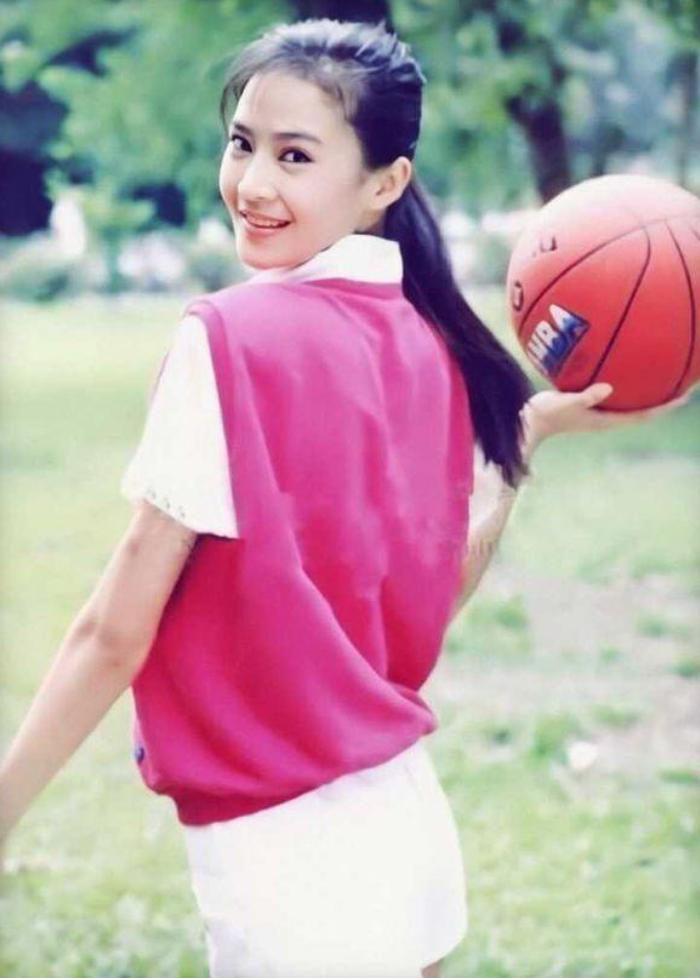 "The most beautiful Wanjun" has been in love with her husband for 10 ...