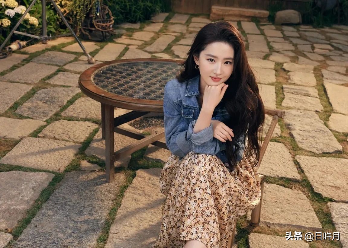 Liu Yifei's acting skills, Li Xian's smile, [To a Windy Place] premiere ...