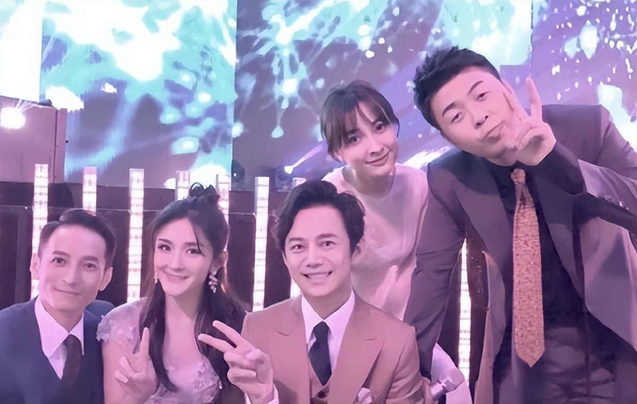 The pattern of Hunan TV hosts has changed drastically, the two big ...