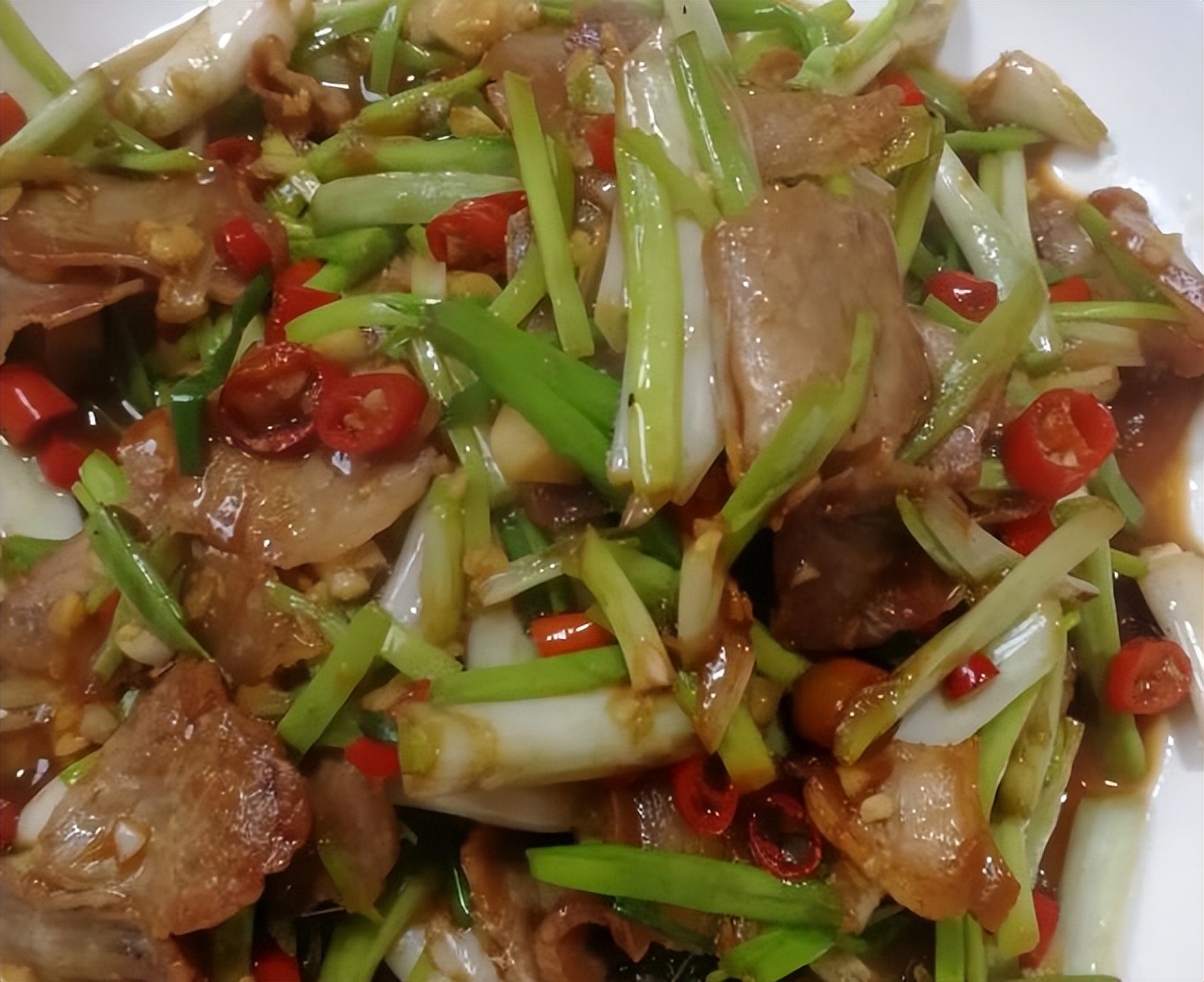 Salty, fresh and spicy, the dishes fried in this way are delicious, let ...