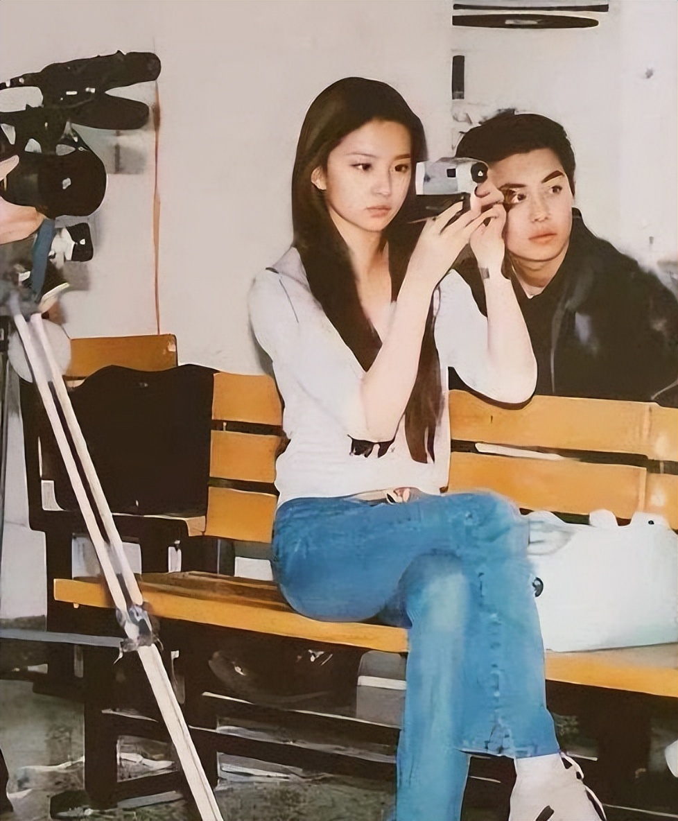 Zhu Yawen's romantic love history, crush on Liu Yifei and Zhou Xun's filming teasing and ...