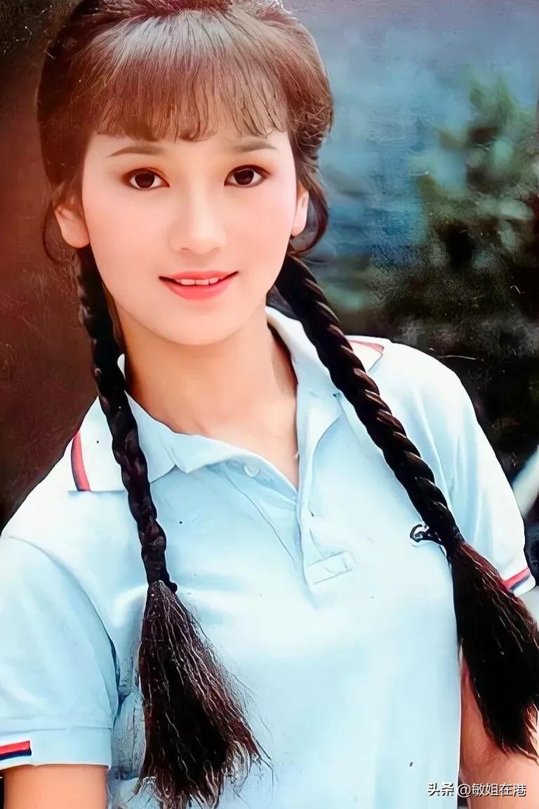 Zhao Yazhi is worthy of being a goddess, she was as beautiful as a ...