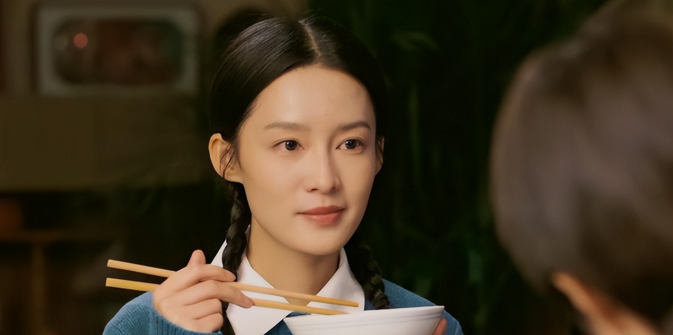 Xiao Zhan called Li Qin to borrow money: I am Xiao Chunsheng, Li Qin's answer made everyone ...