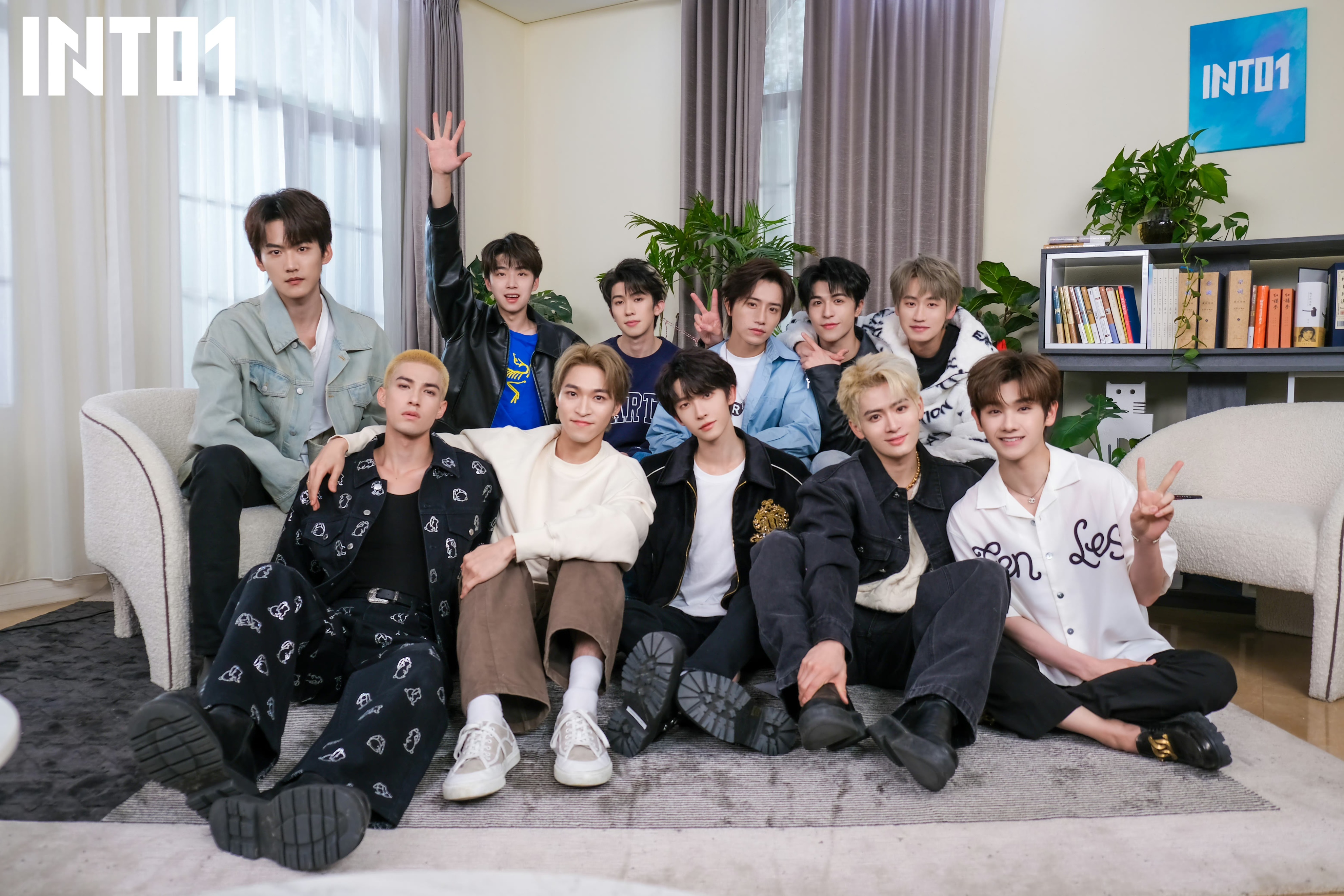 The running man's heart to support INTO1 is too obvious, word of mouth ...