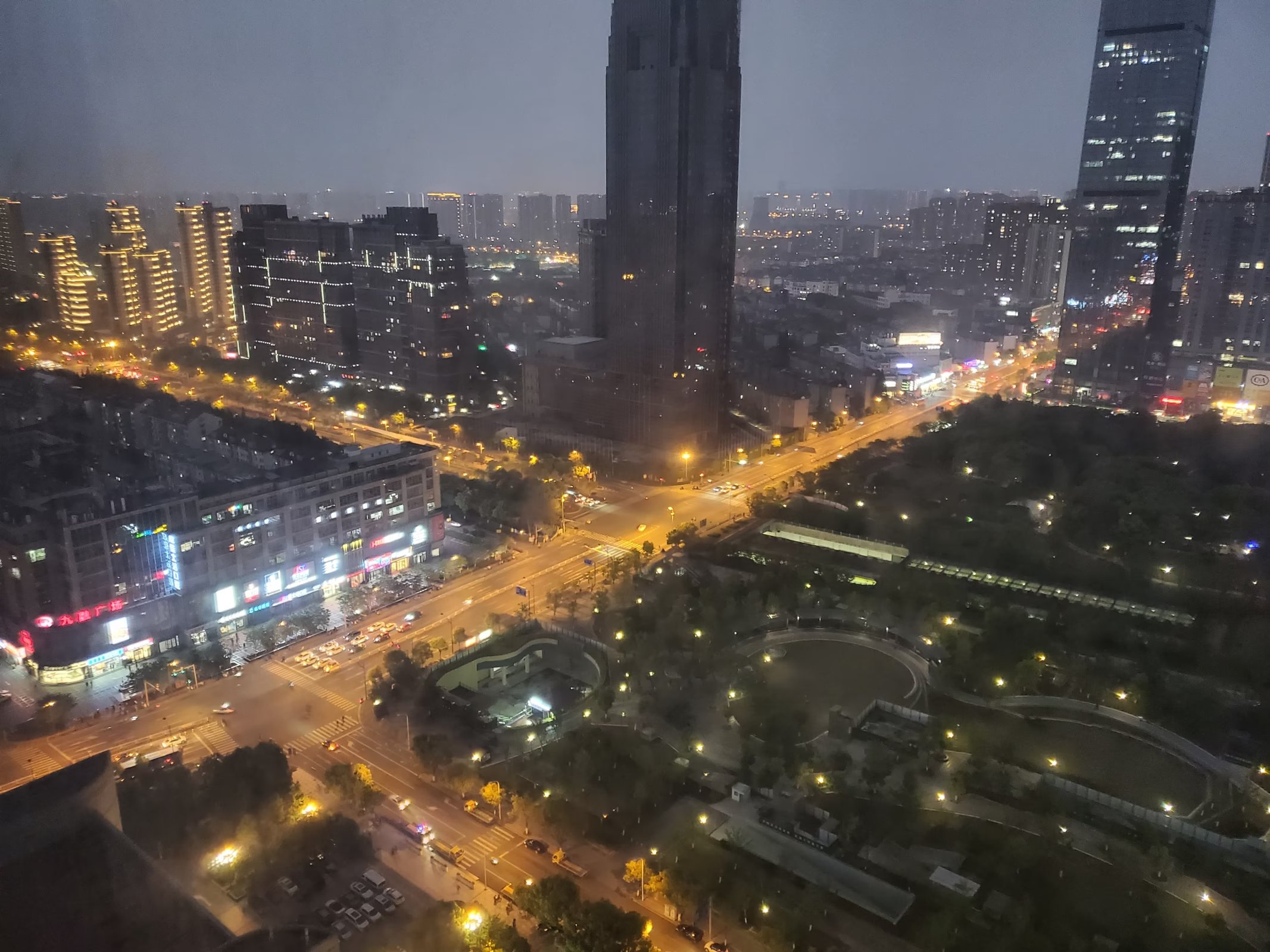 Wuxi Late Spring Tour: Strolling and Eating Qingming Bridge - iMedia