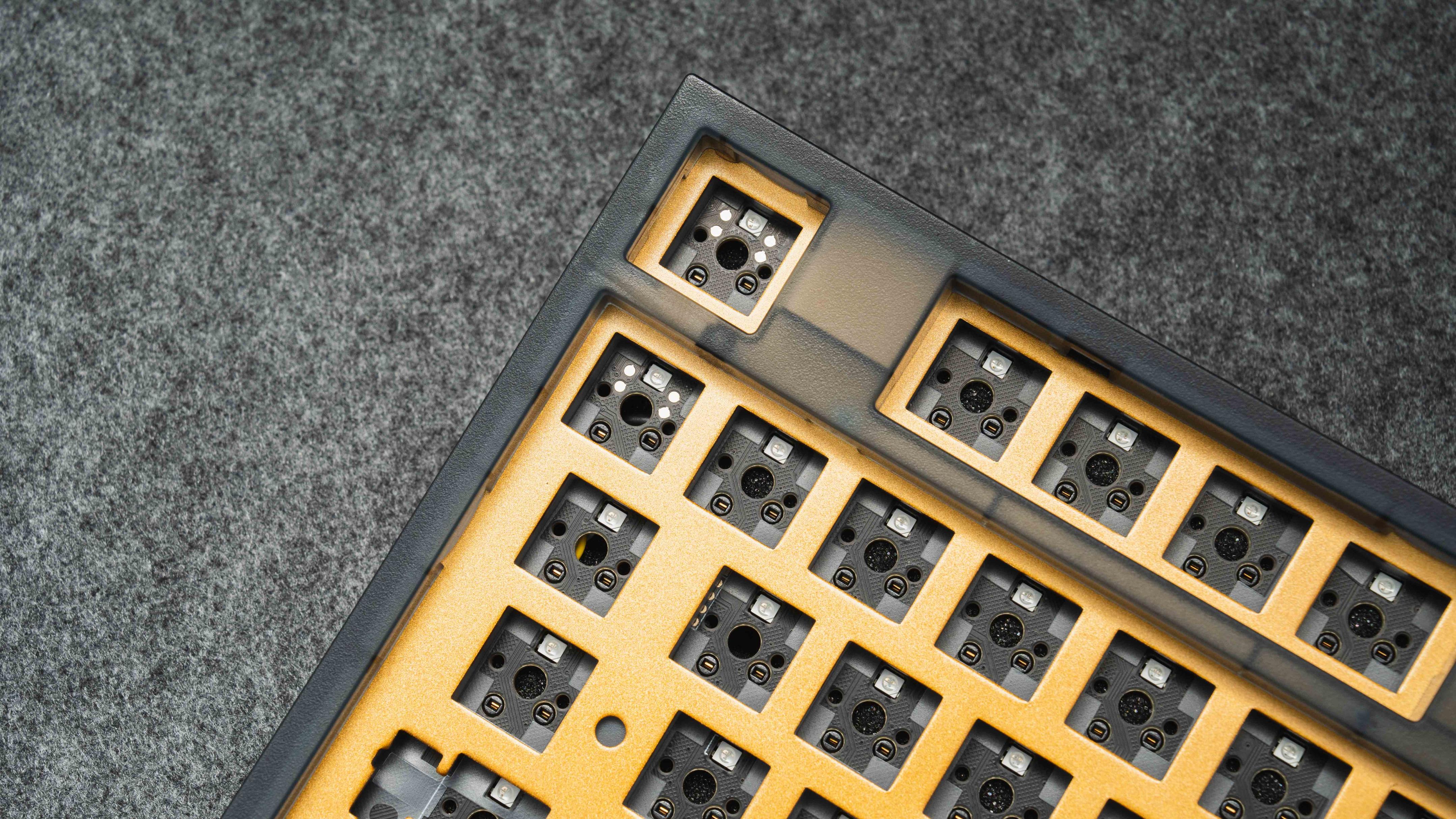 Those who are getting started with customized keyboards can try this ...