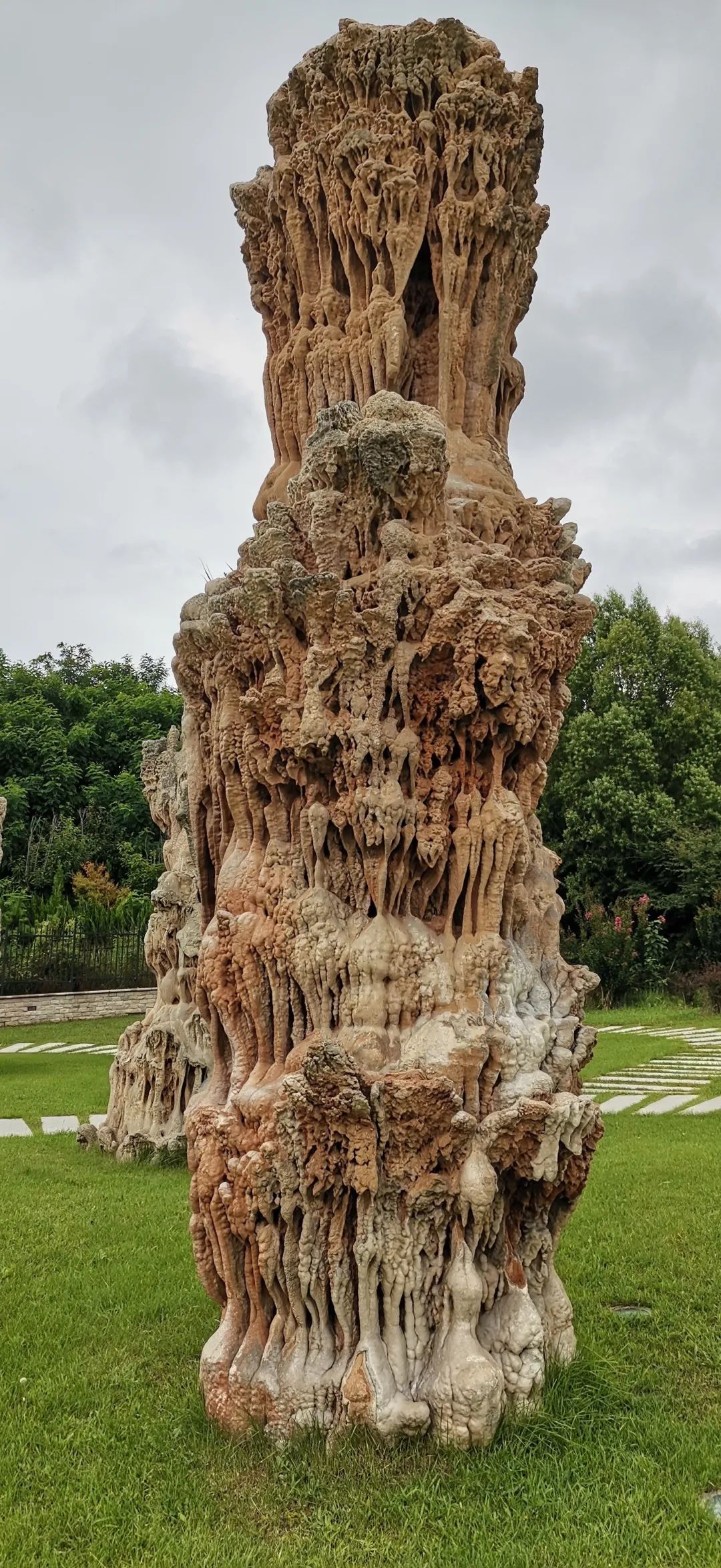 Shaoxing people visit Yantai Museum - iNEWS