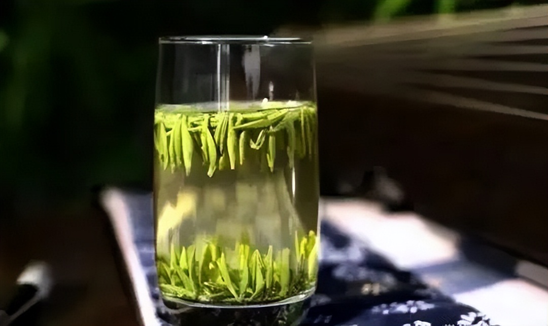 The "Three Casting Method" of Green Tea Brewing - iNEWS