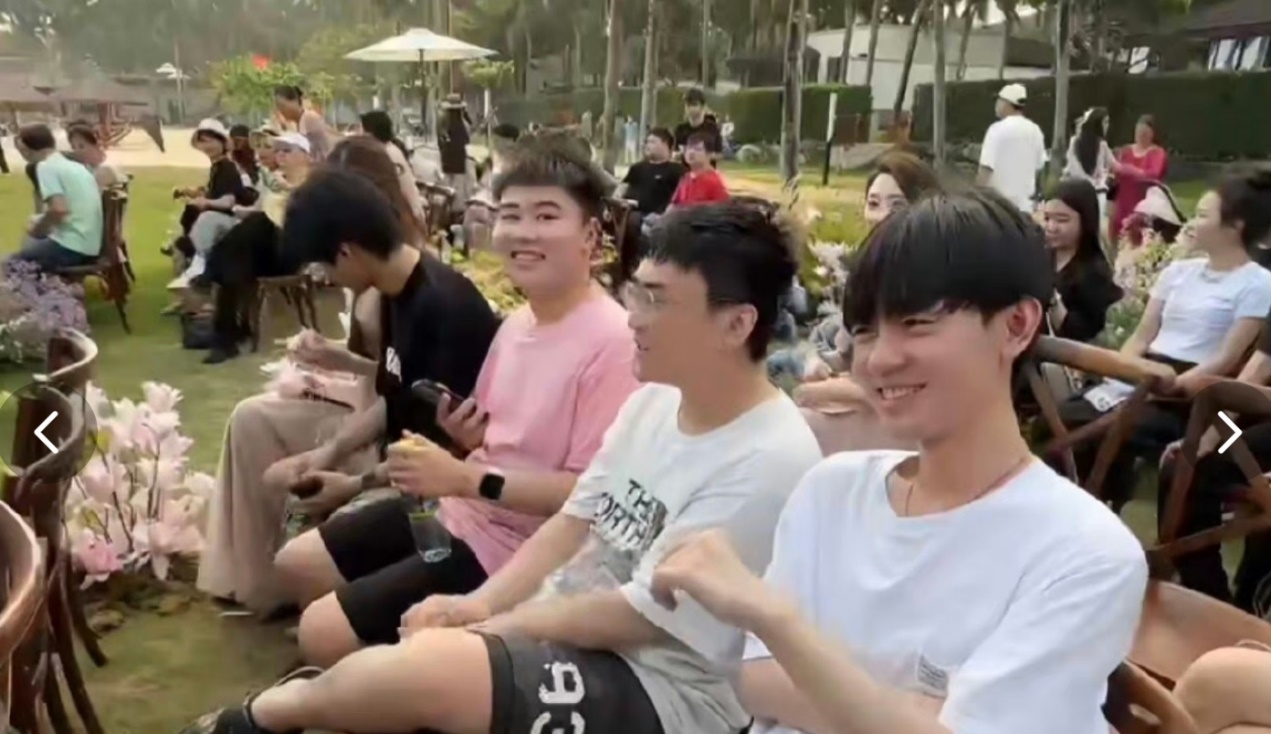 The reunion of RNG players failed, the Letme wedding scene, Uzi and MLXG were absent: you have ...