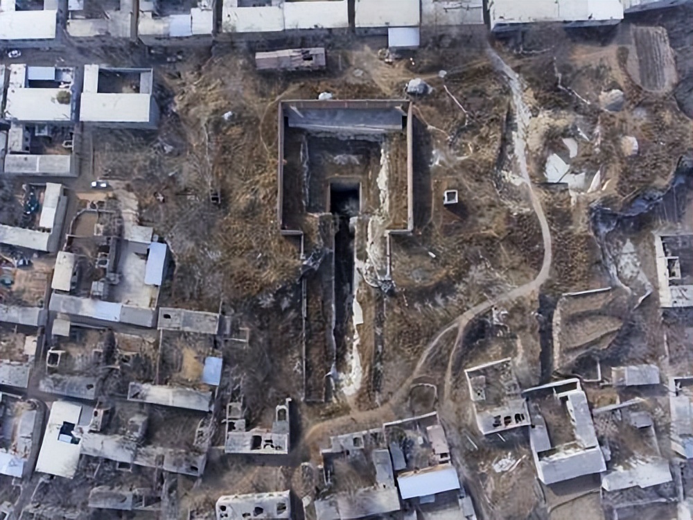 Exploring the Han Dynasty Tomb in Shuangrushan, Jinan, the seven-story ...