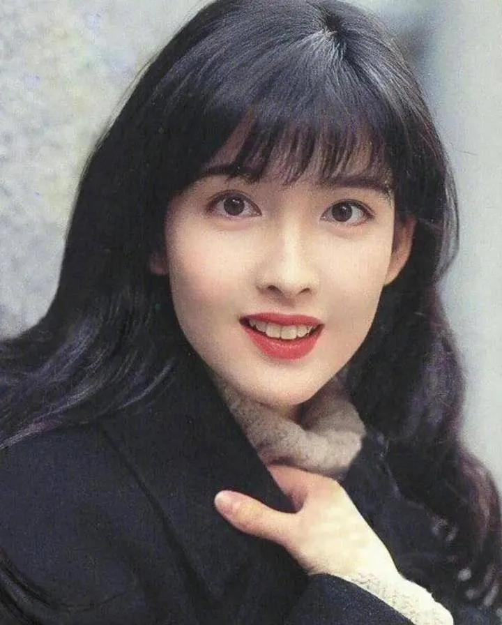 The female Hong Kong stars of time: Vivian Chow, Cecilia Cheung, Lin ...