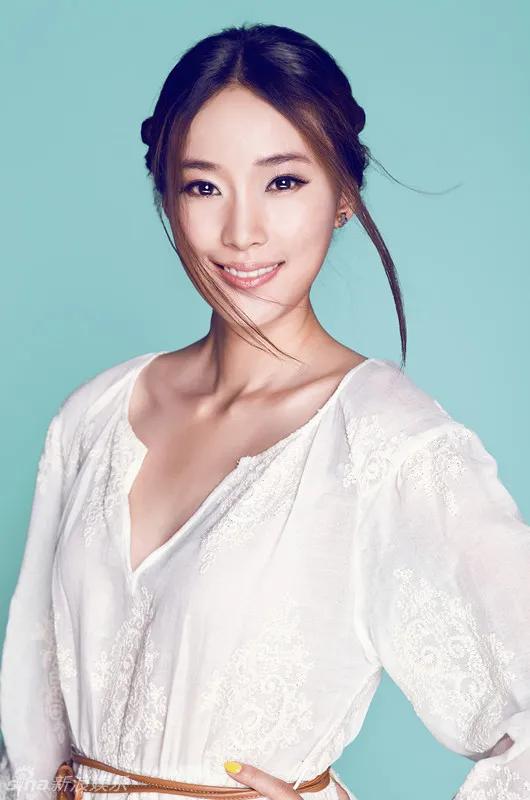 Qu Yue's beautiful picture - iNEWS