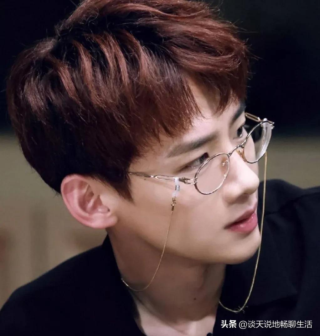 Why many people like the handsome actor Bai Jingting - iNEWS