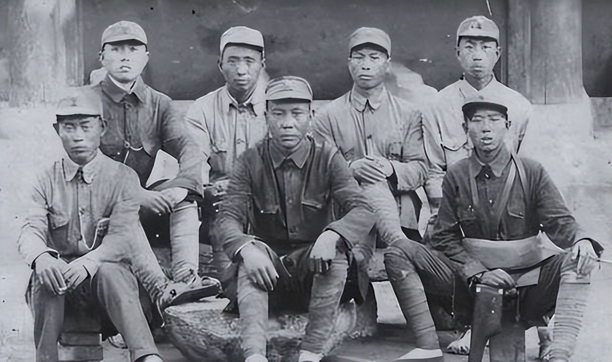 The commander and political commissar of the 17th Red Army rebelled one ...