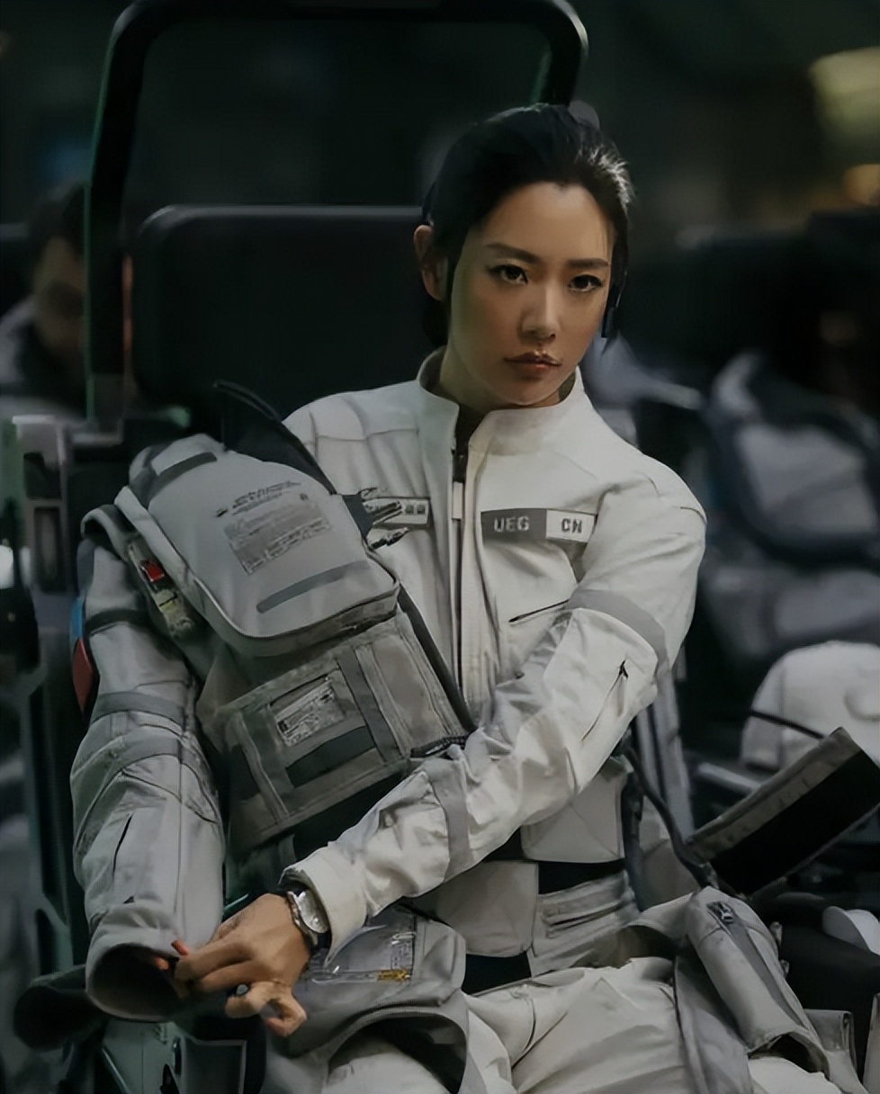 She is the mysterious cool sister in [The Wandering Earth 2], she ...