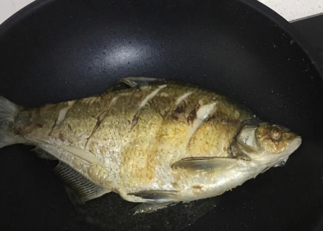 Famous dish in Hubei: Wuchang fish with green onion - iNEWS