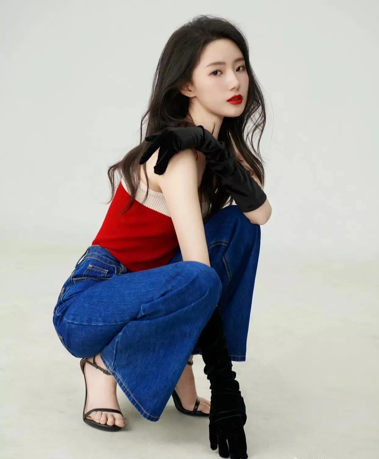 Yu Zhihui, Hong Kong style photo, beautiful and sassy - iNEWS