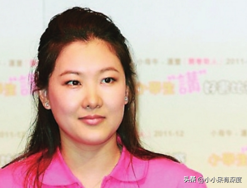 A recent photo of diving queen Fu Mingxia, 44 years old, she is very ...