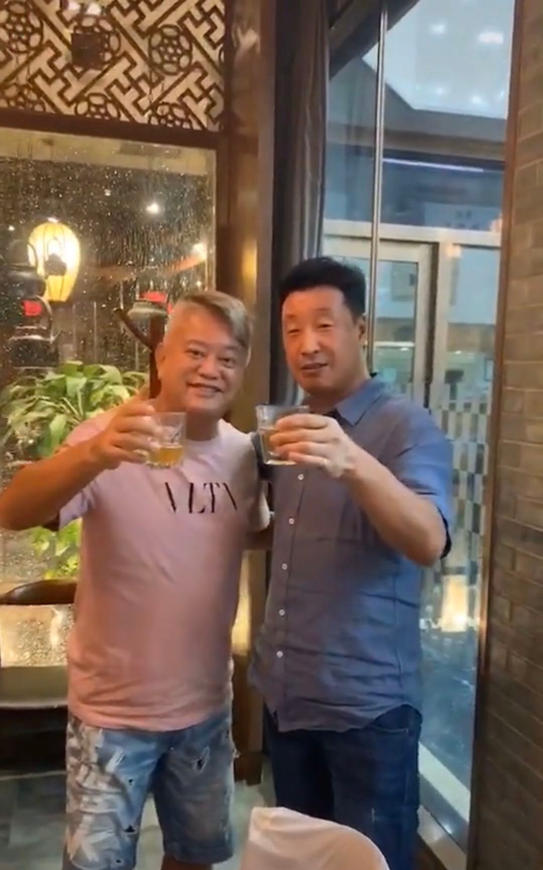 Chen Baixiang rarely posts videos on social platforms, selling himself ...