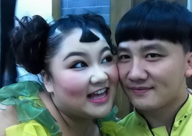 How is Yang Shulin living alone with his daughter after waiting for his ...