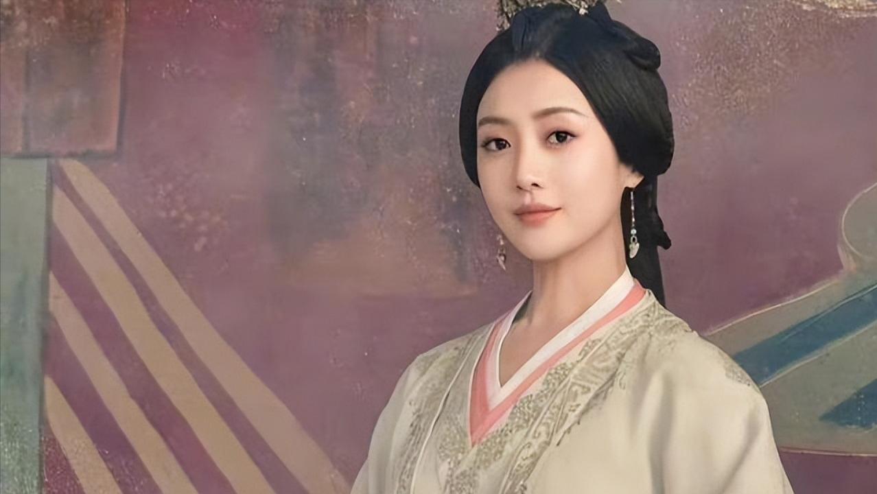 In the 8th year of her debut, with the help of Zhao Lusi, Wang Ziwei successfully became popular ...