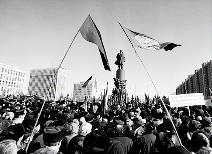 The Disintegration of the Soviet Union and the Transformation of Post ...