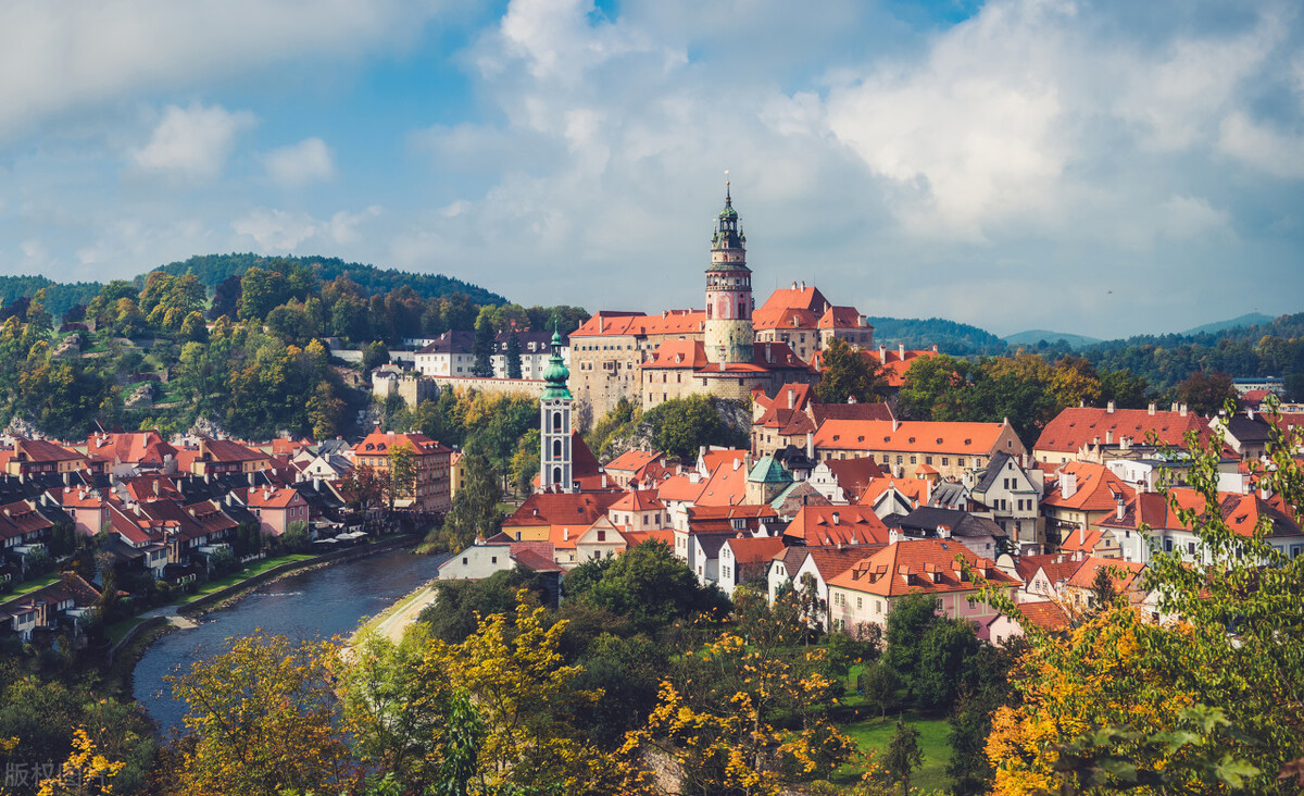 "Geography Classroom" Czech Republic - iNEWS