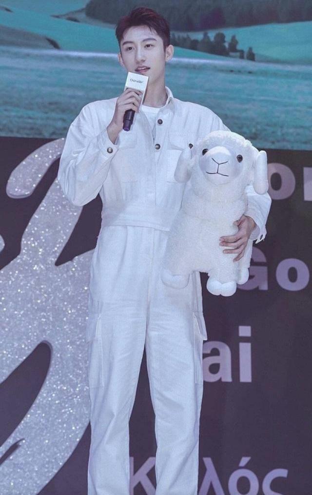 Exclusive reveal! Huang Jingyu is caught in a scandal involving ...