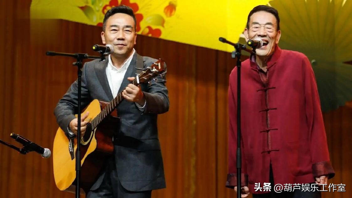 Yang Yi sold his father's calligraphy for a thousand yuan, and netizens ...