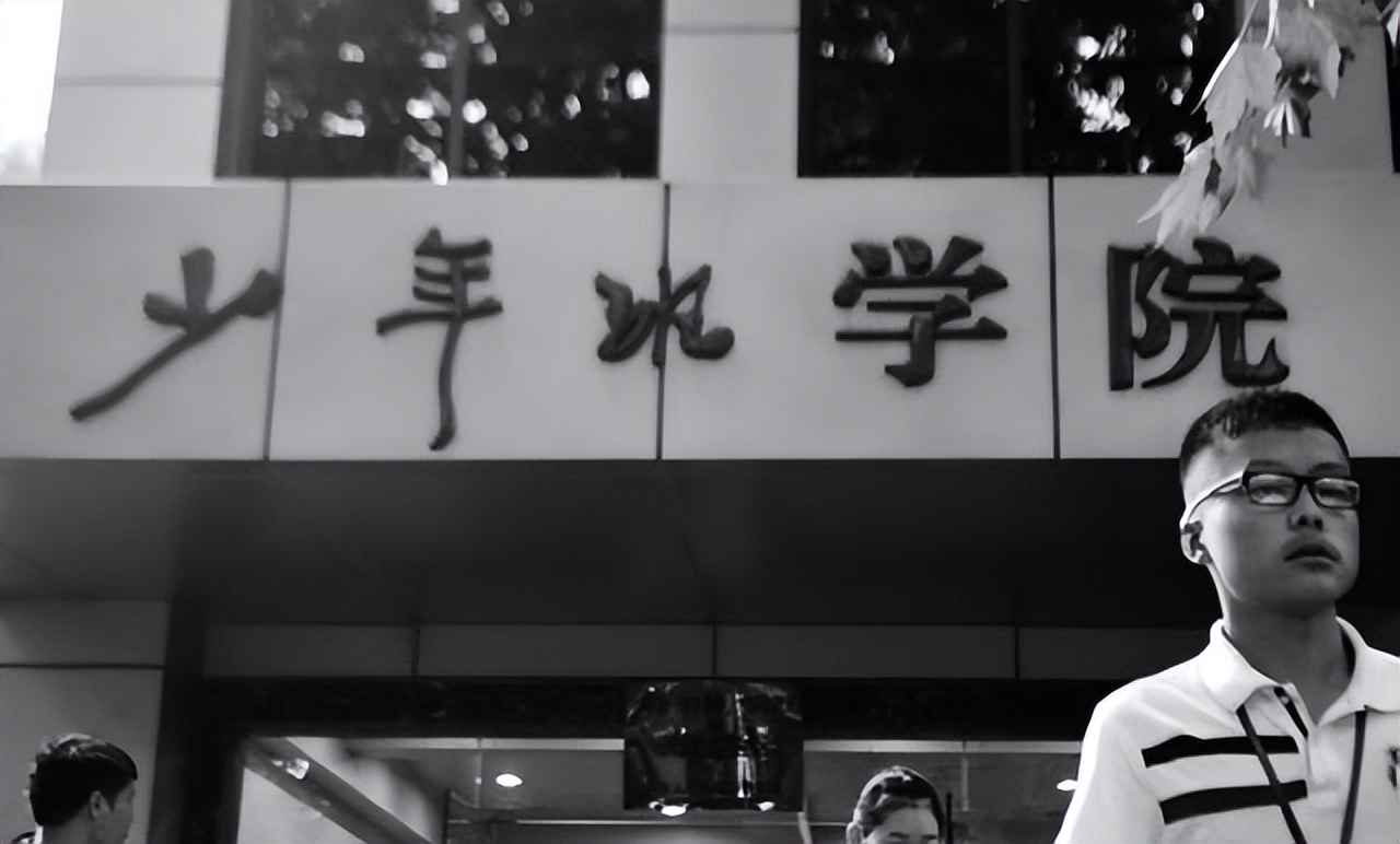 Talented boy Yin Xi: He went to Harvard at the age of 17 and became a ...