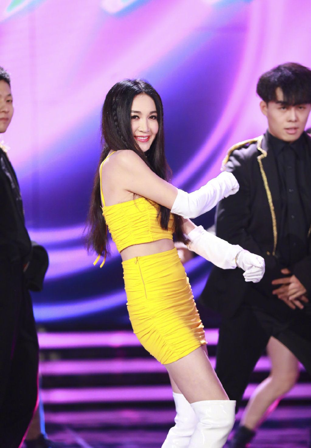 Wen Bixia and Li Ruotong were also 54 years old when they stood ...