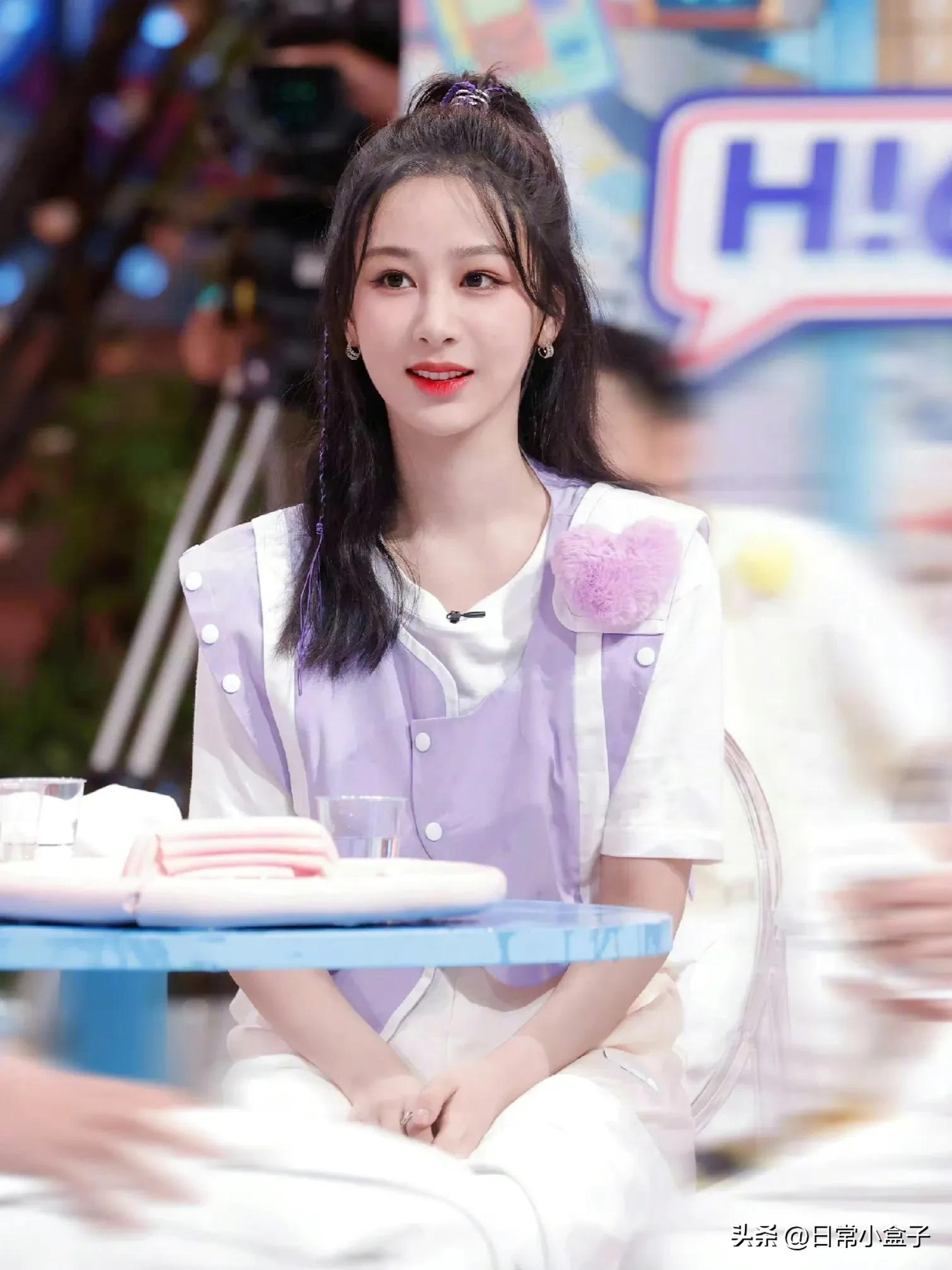 Wei Daxun smashed candy in an instant! Yang Zi sweetly calls Tan Jianci ...