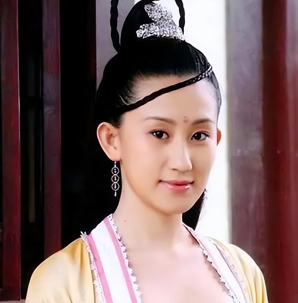 Zhang Danlu, a woman who beat Anita Mui - iNEWS