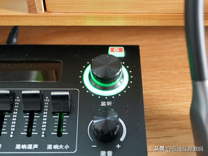 Dingyihao G800S digital UHF wireless live broadcast monitor earphones, no sense of delay, speak ...