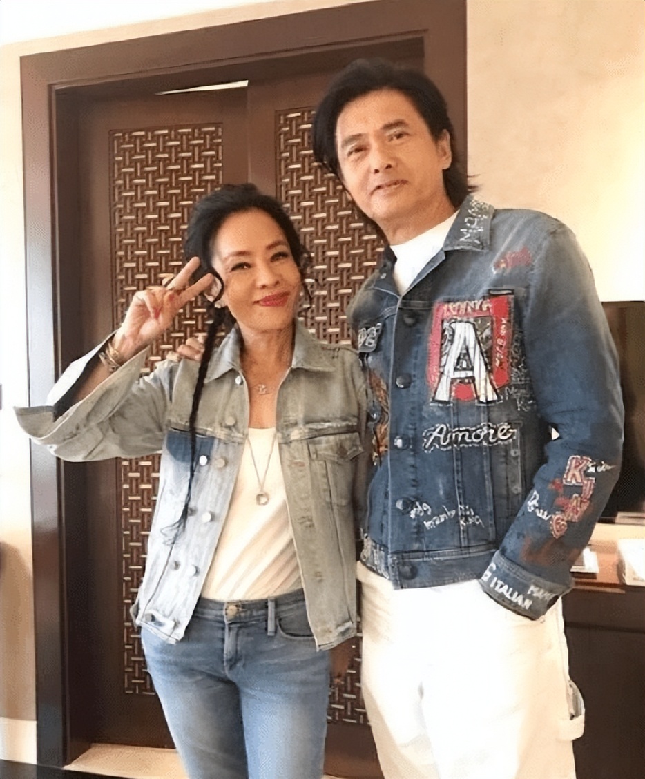 Mrs. Chow Yun-fat flaunts her identity as the daughter of the richest ...