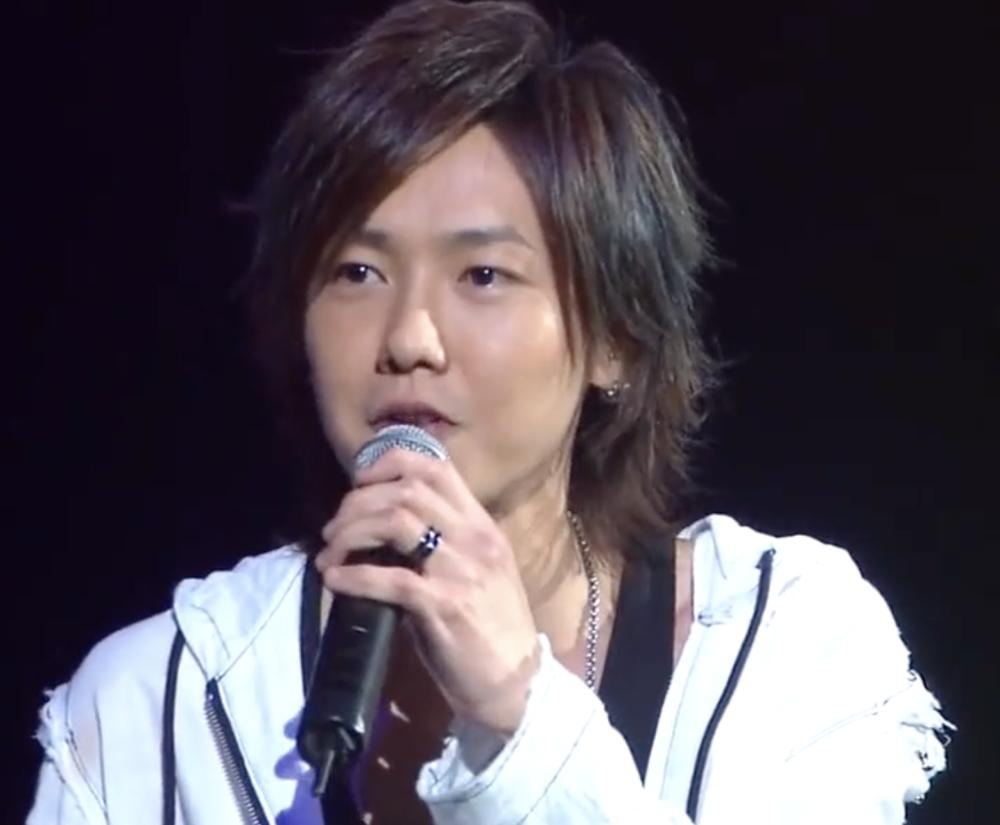 When he returned, he was still the young man in white, but he was Huang ...