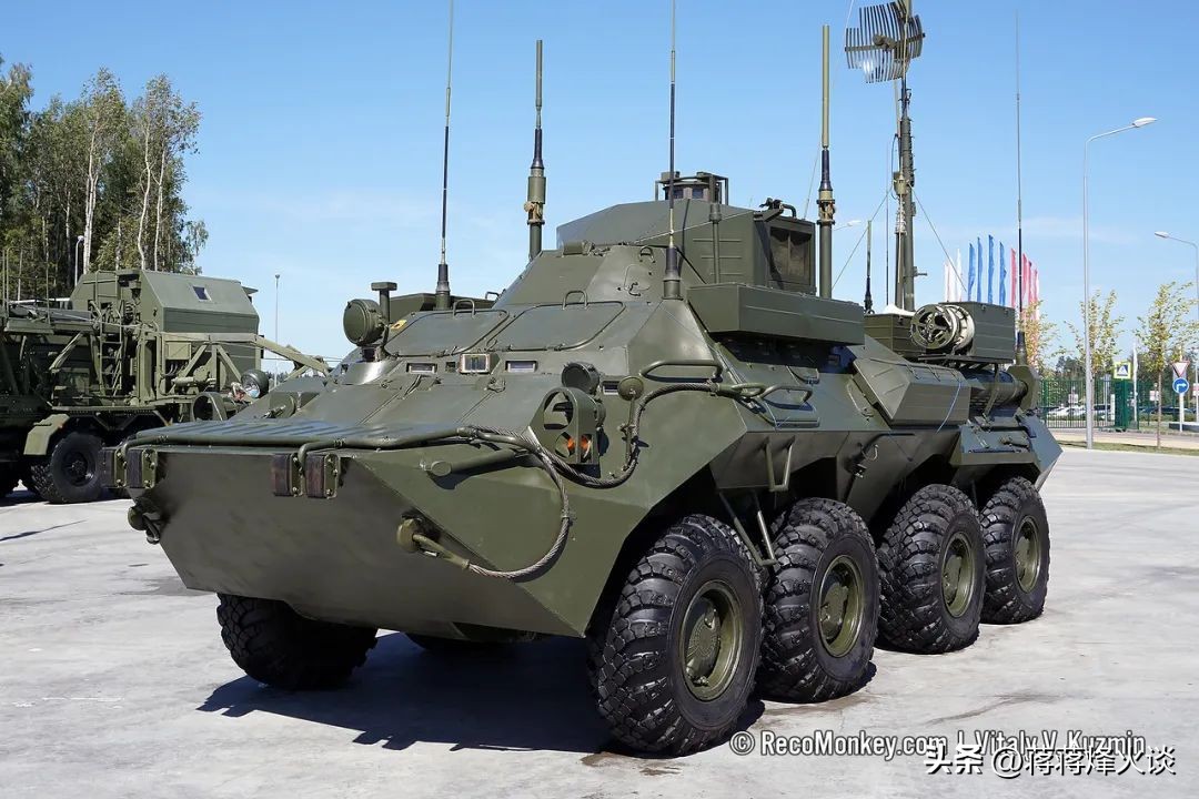 The special communication equipment in the Russian military parade can ...