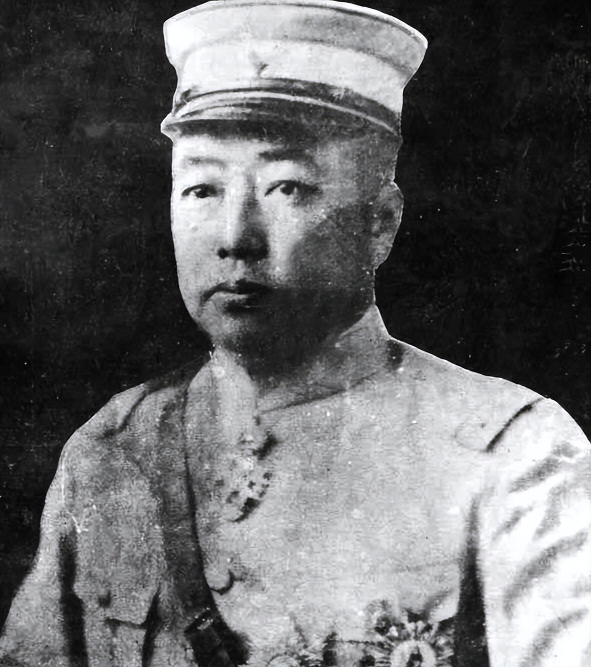 Yang Yuting: After 13 years of governing the army, he strengthened the Fengjun army. Zhang ...