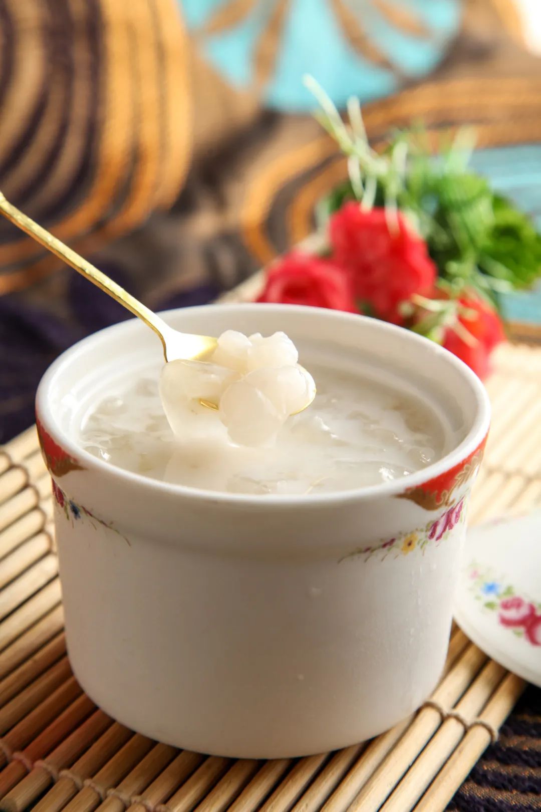 The Past and Present of a Bowl of Sugar Water - iNEWS