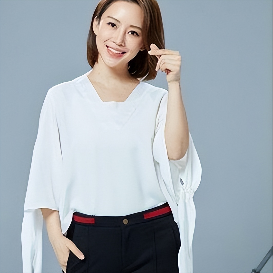 Pan Xiaoting, the queen of nine balls, is worth over 100 million at the ...