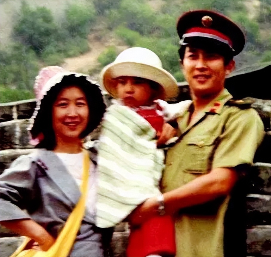 Tang Guoqiang's daughter Tang Liang: her biological mother passed away ...