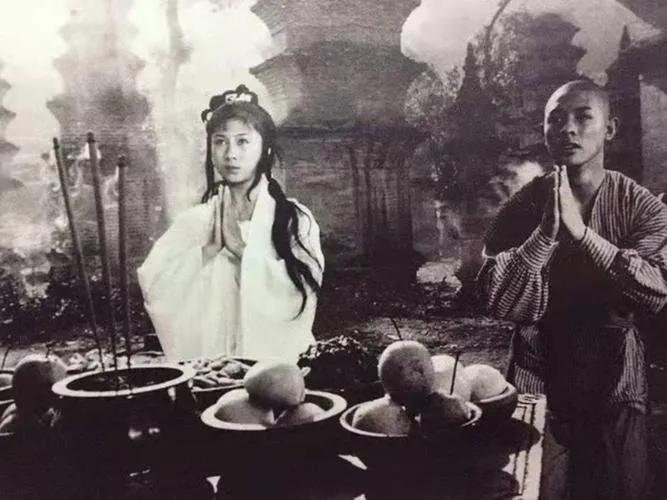 Ding Lan: After becoming a foreign national after "Shaolin Temple ...