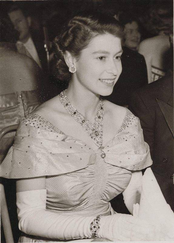 Queen Elizabeth II: The Political Wisdom of a Qualified King - iNEWS