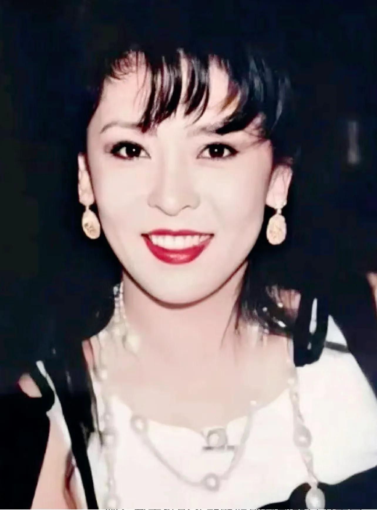 Xiang Tai Chen Lan was so beautiful 30 years ago, so beautiful, no ...