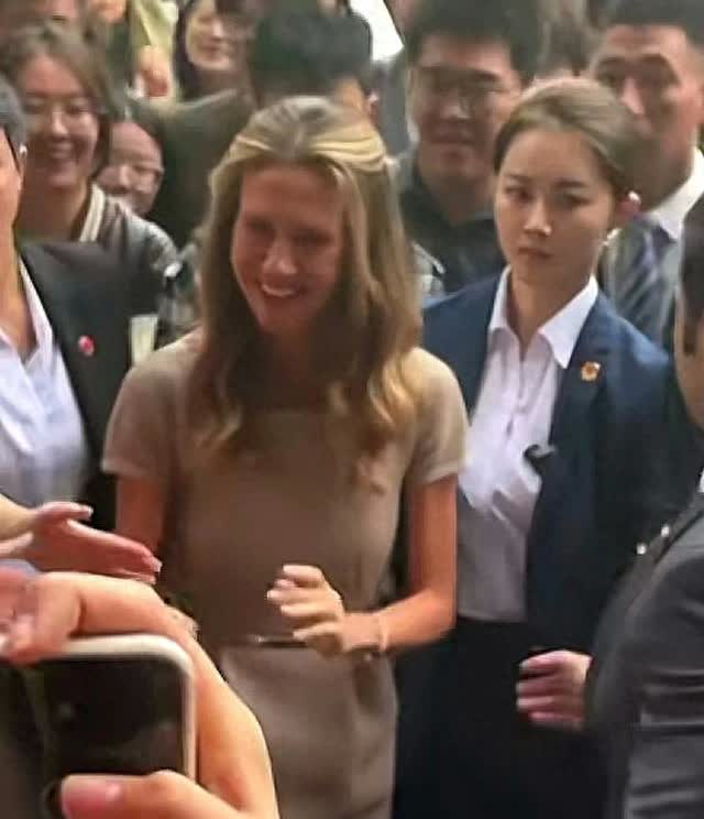 The beautiful bodyguard of Zhongnanhai is responsible for protecting ...