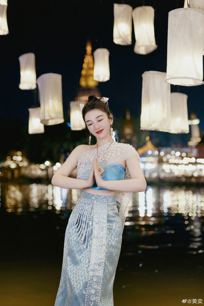 Huang Yi's Dai costumes are so beautiful, like a mermaid - iMedia